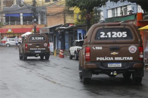 Após Mortes No Iapi Policiamento Está Reforçado No Bairro Jornal Correio