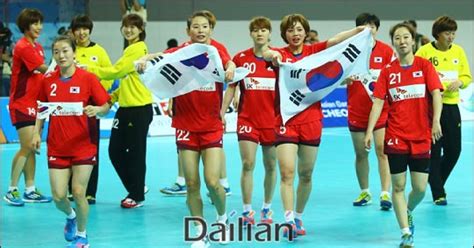 우생순 기적 여자핸드볼 네덜란드와 첫 무승부