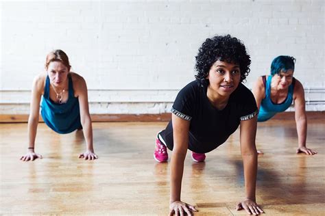 Strong Women Planking Photo Fitness Women Yoga Sports Health Gym Cc0 Public Domain