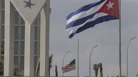 Les Etats Unis Retirent Cuba De La Liste Noire Des Pays Soutenant Le