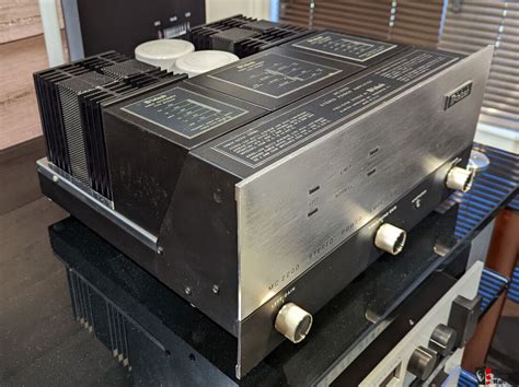 Mcintosh Mc 2200 Power Amplifier Good Condition 90 Day Wrnty Just