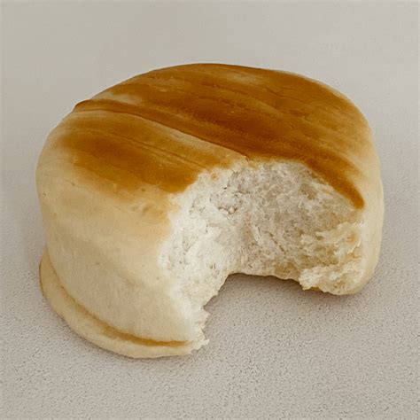 Product Review Tokimeki Bread Chocolate Hokkaido Cream Okinawa