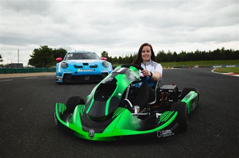 Motorsport Motorsportbusiness Womeninmotorsport Diversityisgrowth Fia F1 Morethanequal