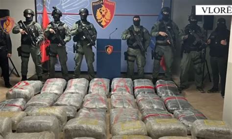 U kapën me kg drogë Gjykata e Vlorës lë në burg të arrestuarit Emrat Gazeta Dita