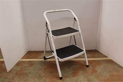 Metal Step Ladder Bodnarus Auctioneering