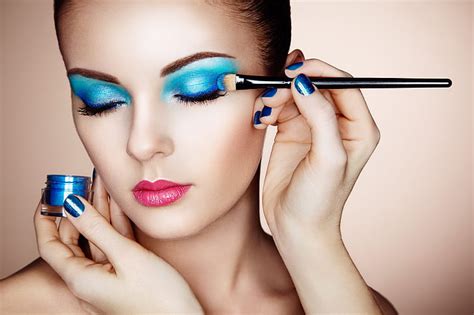 HD Wallpaper Girl Style Model Makeup Lipstick Photoshoot