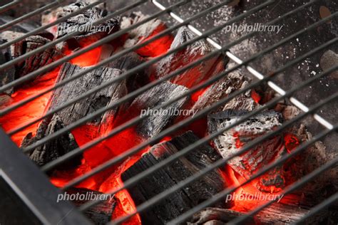 炭火 写真素材 5298938 フォトライブラリー Photolibrary