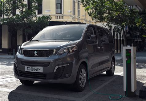 Peugeot e Traveller Un nuevo utilitario eléctrico con kms de autonomía