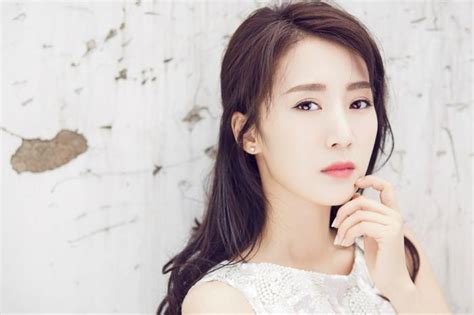 李念老公林和平（37岁的李念被老公宠成小女孩）可可情感网