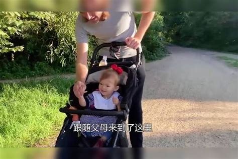 英国小女孩在中国待了3年，回国后哭诉说出一句话，把爷爷气笑了爷爷中国英国