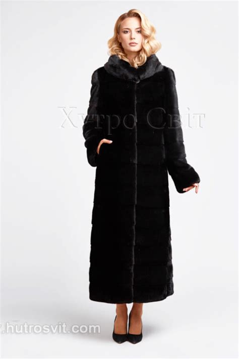 Довга норкова шуба поперечка з капюшоном від ХутроСвіт