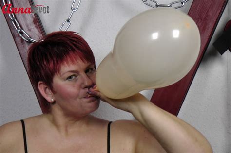 Anna With Balloons 18 Pics Xhamster
