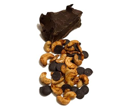 Chocolate Cashew Crunch 4 Oz Bag Marigold Snacks