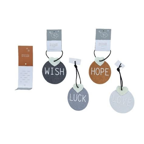 Στολίδι Χριστουγεννιάτικο τσόχινο με ευχές και συσκευασία δώρου σε 4 σχέδια 8 3 εκ 1 τεμ