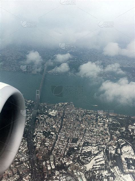 横跨博斯普鲁斯海峡