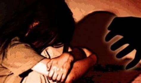சென்னை 12 வயது சிறுமிக்கு பாலியல் துன்புறுத்தல் தொழிலாளிக்கு 10