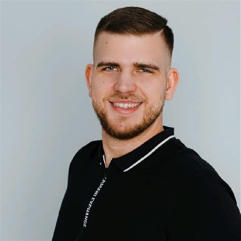 Bartłomiej Jarecki Młodszy Specjalista Ds Wsparcia It Nałęczów