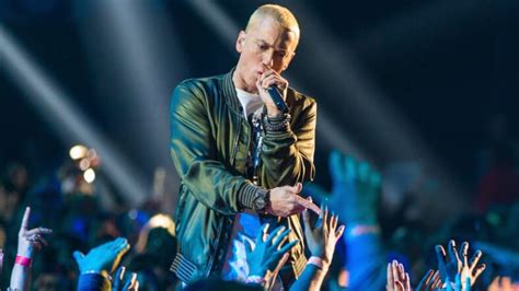 Eminem Just Dropped A New Single About White Privilege And The Internet Has Opinions Maxim