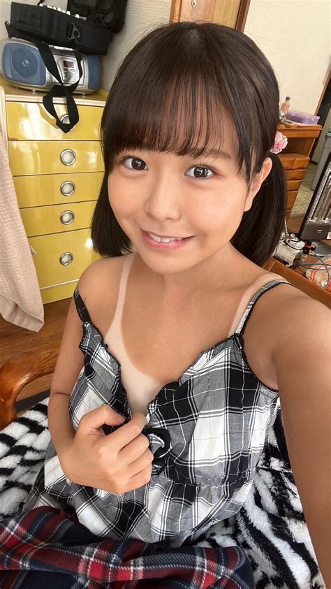 【画像】av業界にニュータイプの女の子が現れる🤩 コピ速