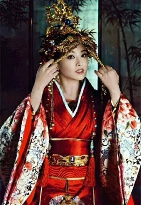 唐嫣范冰冰楊穎等誰是最美紅裝女神，最後一個美絕了 每日頭條