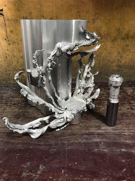 Оставили ЧПУ станок без присмотра На наслаждайся трение проебал неприятность