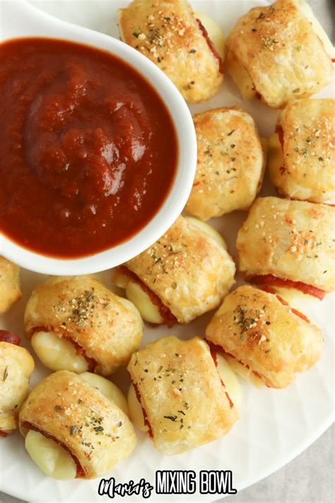 Puff Pastry Pizza Bites Marias Mixing Bowl