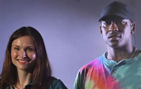 Watch Skepta Team Up With Sophie Ellis Bextor For Special Performance