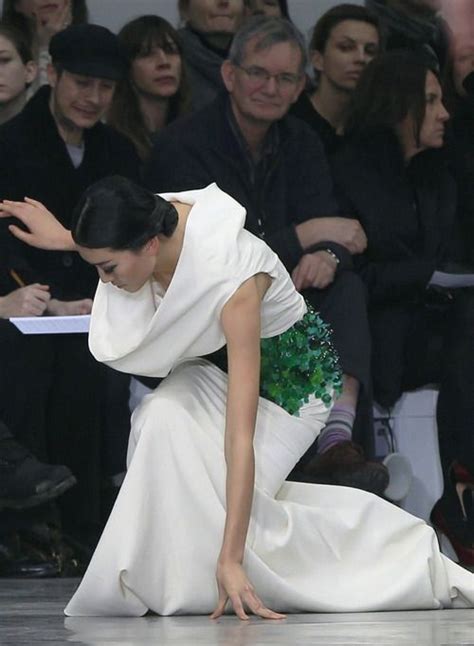 Couture Berry Stephane Rolland Couture Model