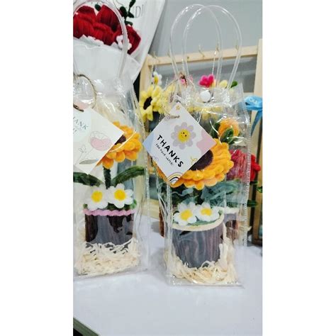 กระถางดอกทานตะวัน 🌻🌻 ทำจากลวดกำมะหยี่ แถมการ์ด ถุงใส่ Shopee Thailand