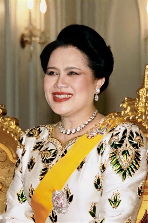เนื่องในโอกาสวันเฉลิมพระชนมพรรษา สมเด็จพระนางเจ้าสิริกิติ์ พระบรมราชินีนาถ พระบรมราชชนนีพันปี