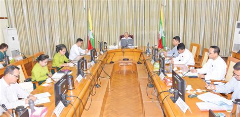 ပြည်ပနိုင်ငံများတွင် တာဝန်ထမ်းဆောင်နေသော စီးပွားရေး သံမှူးများအား ပြည်ထောင်စုဝန်ကြီး ဦးအောင်နိုင