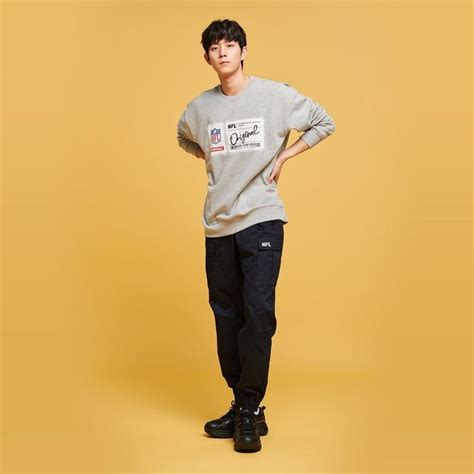 Pin Oleh Mohd Tahrawe Di Kim Yeong Dae