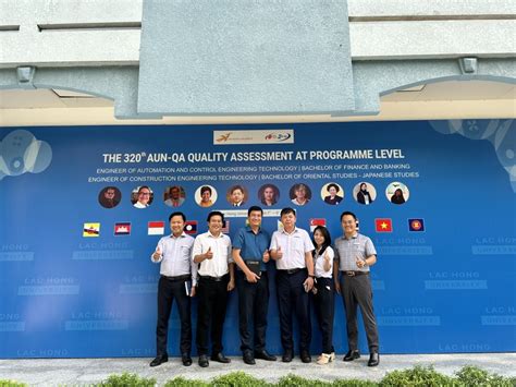 Lhu Welcomed And Worked With Vietnam Tripod Electronic Company News