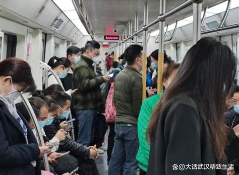 武汉2号线为啥一直人多 这些原因 让2号线成为武汉地铁的网红线路