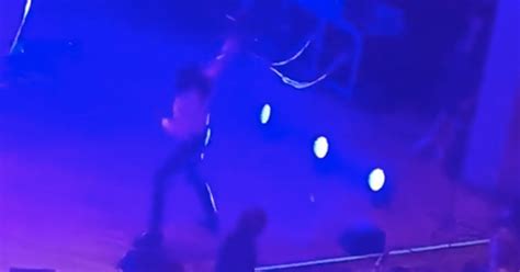 Singer Steve Lacy Smashes A Camera After Fan Throws It At Him Petapixel