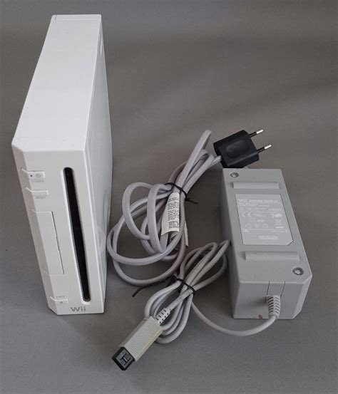 NINTENDO WII KONSOLA RVL 001 EUR Zasilacz 12706799951