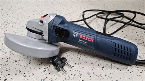 Bosch Professional kotni brusilnik GWS 7-125