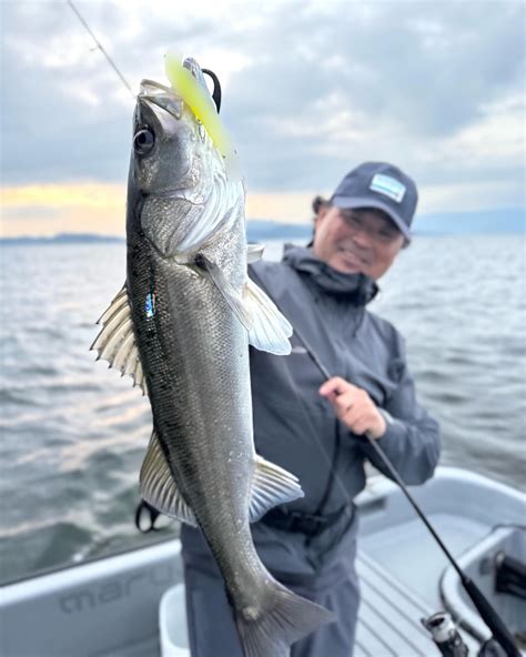 プロトルアーの出し所を色々と研究しています。 だけど中海は魚が釣れ過ぎなので全く参考になりません（笑） 広島は毎日場所変えれば毎日爆釣ですが