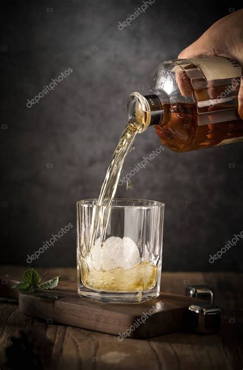 Imágenes de bebidas en restaurantes bares imágenes de alta calidad 2024