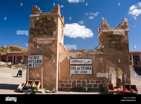 Col du tichka hi-res stock photography and images - Alamy