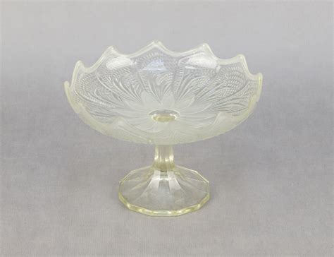 Стеклянная ваза для фруктов артикул ВЗ 22810 Контора К