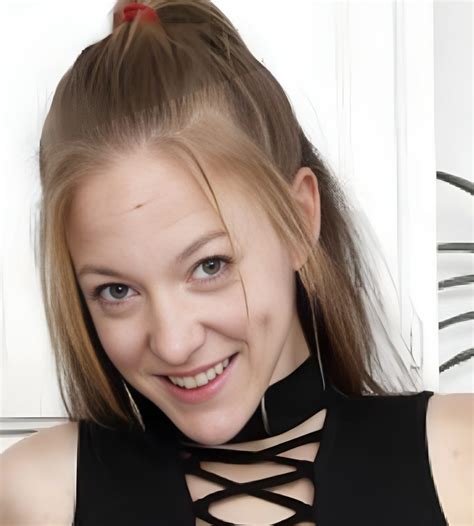 Luna Light Actress Height Age Videos Photos Biography Boyfriend Wiki Weight And More