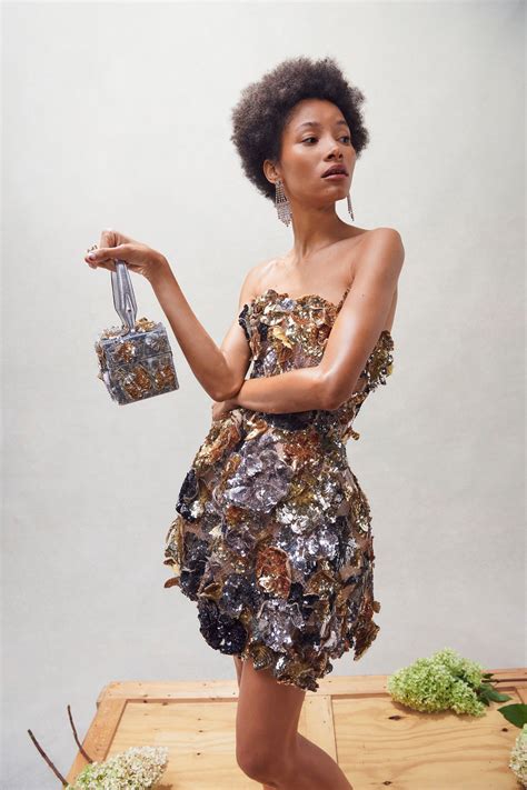 Oscar De La Renta Spring 2023 CollectionFashionela