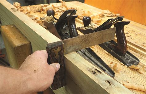 Craft A Rustic Coffee Table With Reclaimed Wood Diy Guide