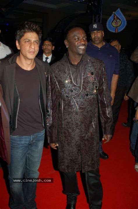 Kkr Team And Singer Akon At Xxx Energy Drink Party Photo 4 Of 33