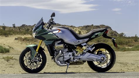 Nuova Moto Guzzi V100 Mandello Linedita Roadster Dellaquila