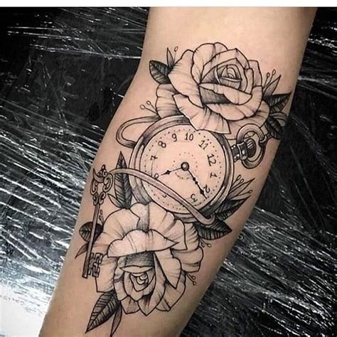 Pin By Douglas Aciole On Relógio Forearm Tattoos Tattoos Mommy Tattoos