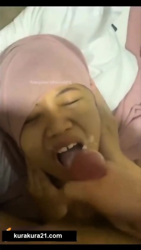 Jilbab Pentil Tindik Ngentot Crot Di Mulut Indonesia 3mnt Eporner