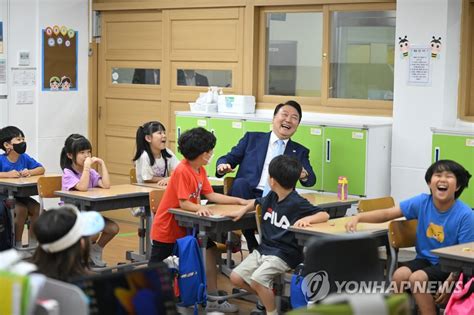 2학기부터 원하는 초1 누구나 늘봄학교 머문다27만여명 예상 나무뉴스