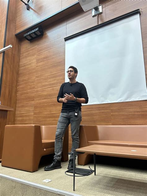 Şule Ekmekcİ Linkedin‘de Marmara üniversitesini Ziyarette Gelen Ve
